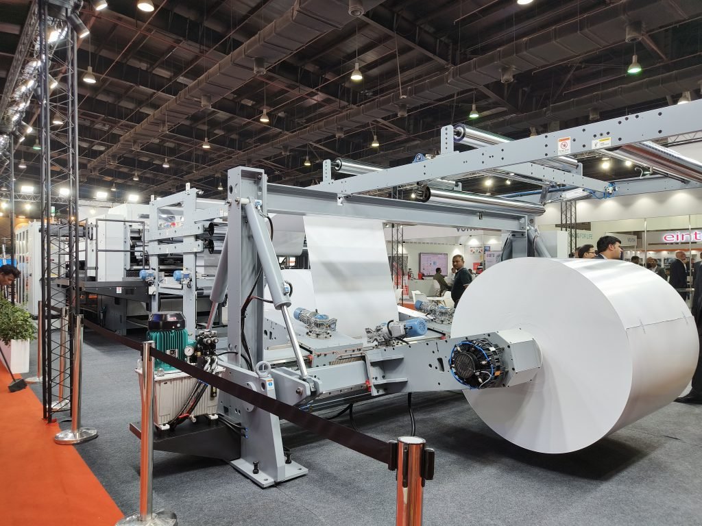 Line O Matic unveils folio size sheeter at Paperex 2023