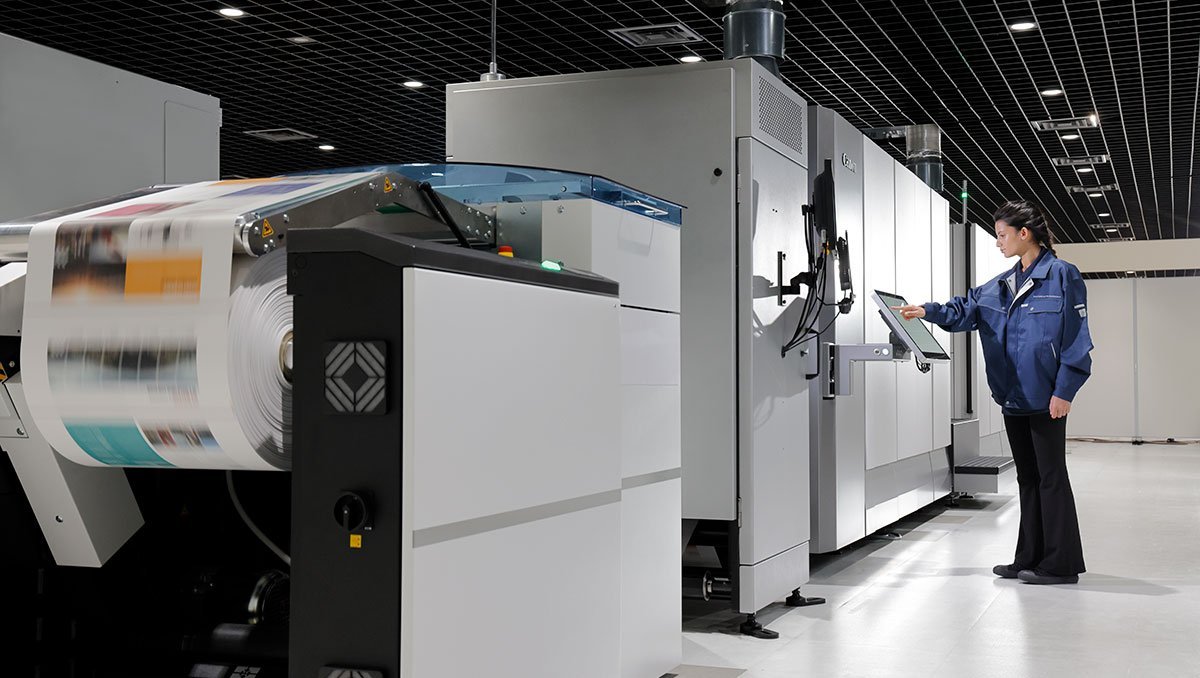 Canon's 2024 Integrated report – Digital, more sustainable approach