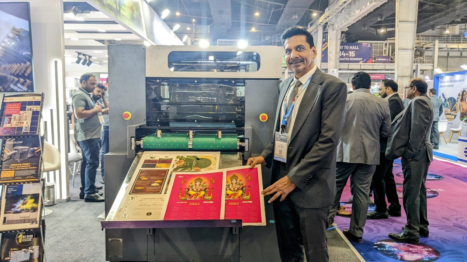 Monotech launches PixelGlow Vertex at Printpack 25 - Indian Printer ...